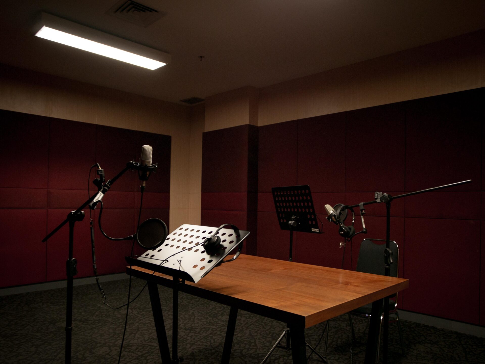 Dubbing Studio – BINUS Film